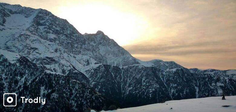 Triund Snow Line and Laka Glacier Trek - Trodly